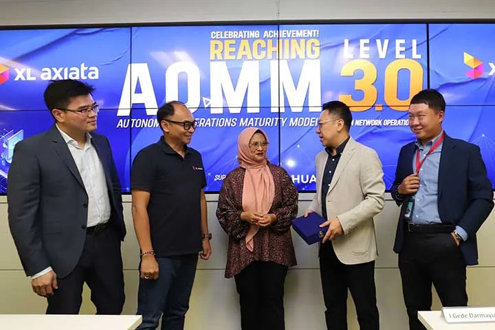 Kolaborasi XL Axiata - Huawei Indonesia Optimalkan Pengembangan Jaringan Konvergensi dengan ...
